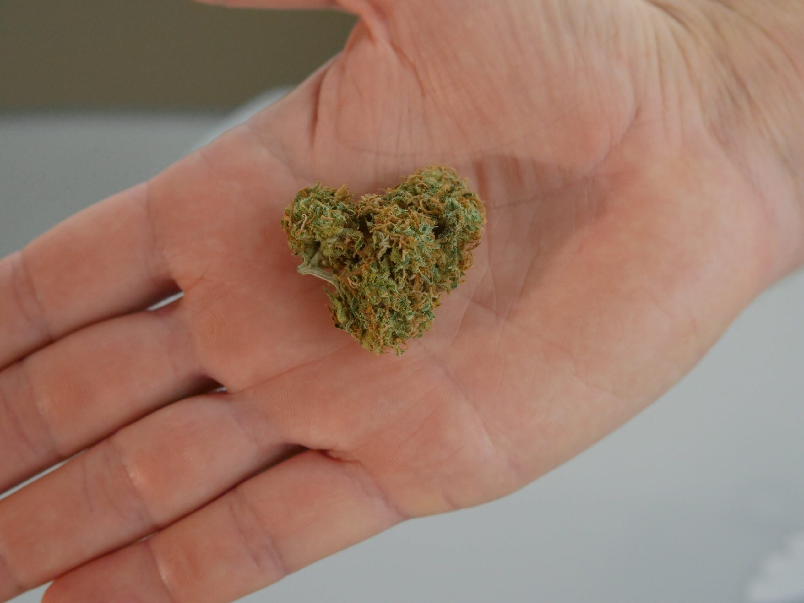 Current Price for an Ounce: UK Guide – doze cbd